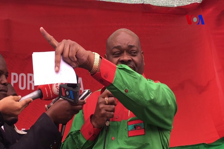 “PRESIDENTE JOÃO LOURENÇO VAI MESMO GASTANDO O NOSSO DINHEIRO À TOA ...