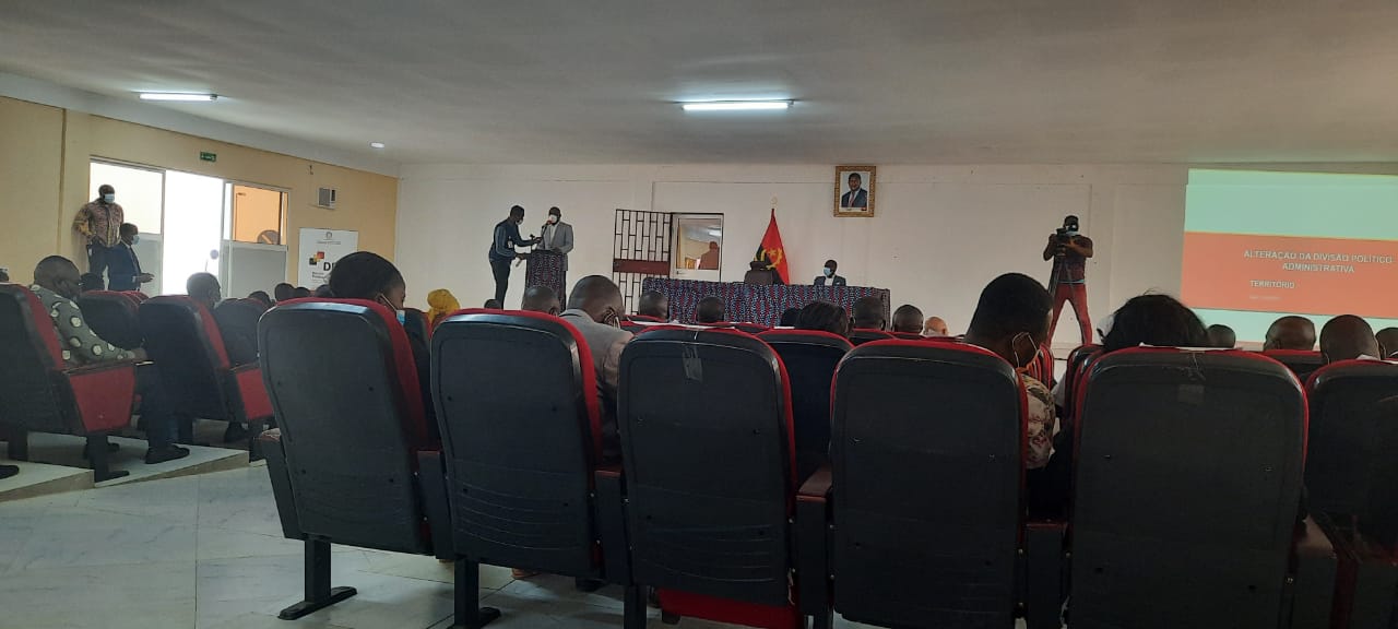 População da comuna do Luremo critica “falsas” promessas do governador ...