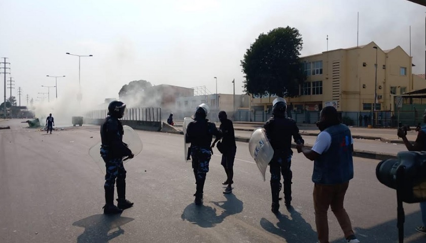 Angola: Human Rights Watch acusa forças de segurança de “homicídios ...