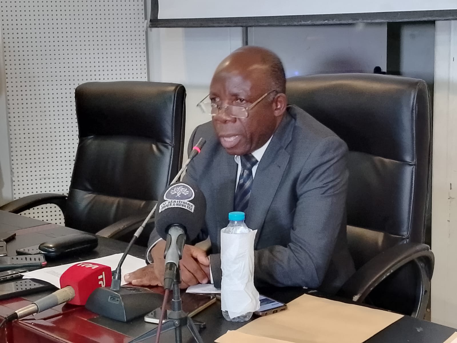 Político Sapalo António manifesta intenção de concorrer à liderança do ...