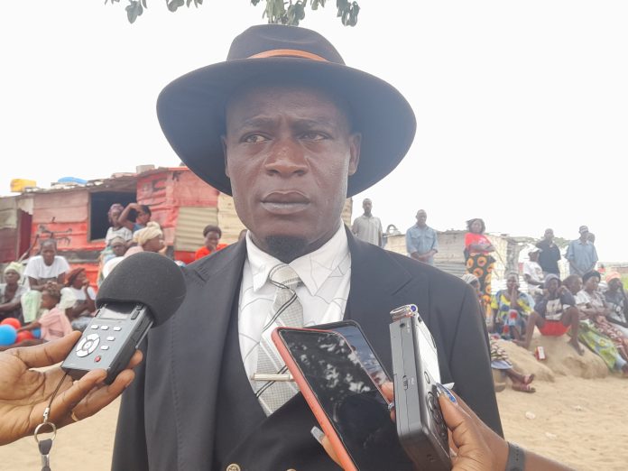 Camponeses denunciam “sequestro” do director da empresa “Konda Marta ...