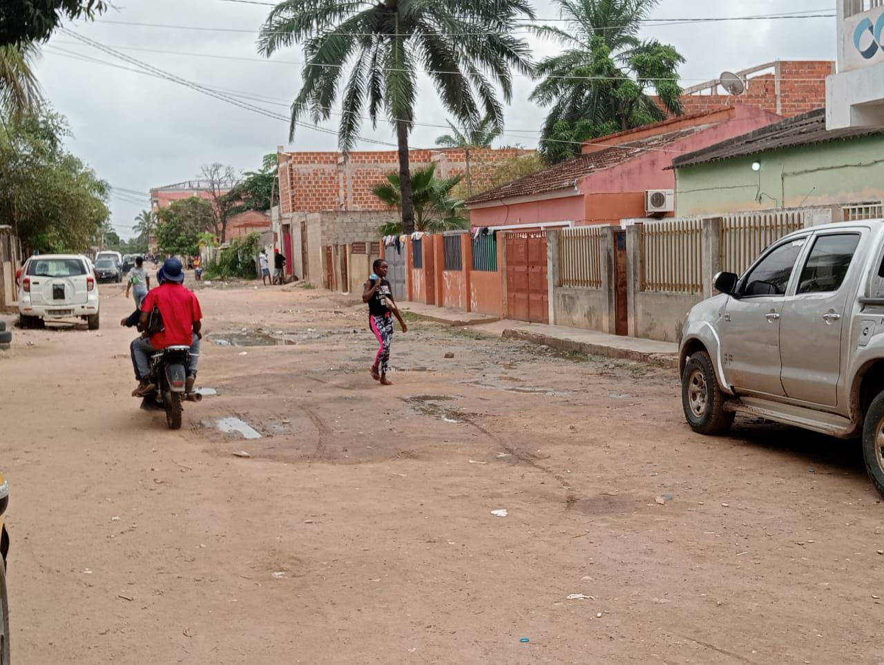 Assaltos no Cazenga: Marginas tiram sossego aos moradores da “Rua da ...